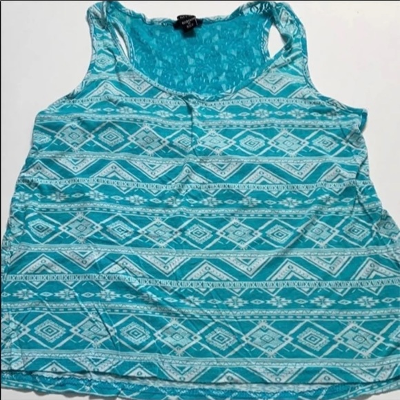 Amisu | Tops | Bundle 2 Tank Tops | Poshmark